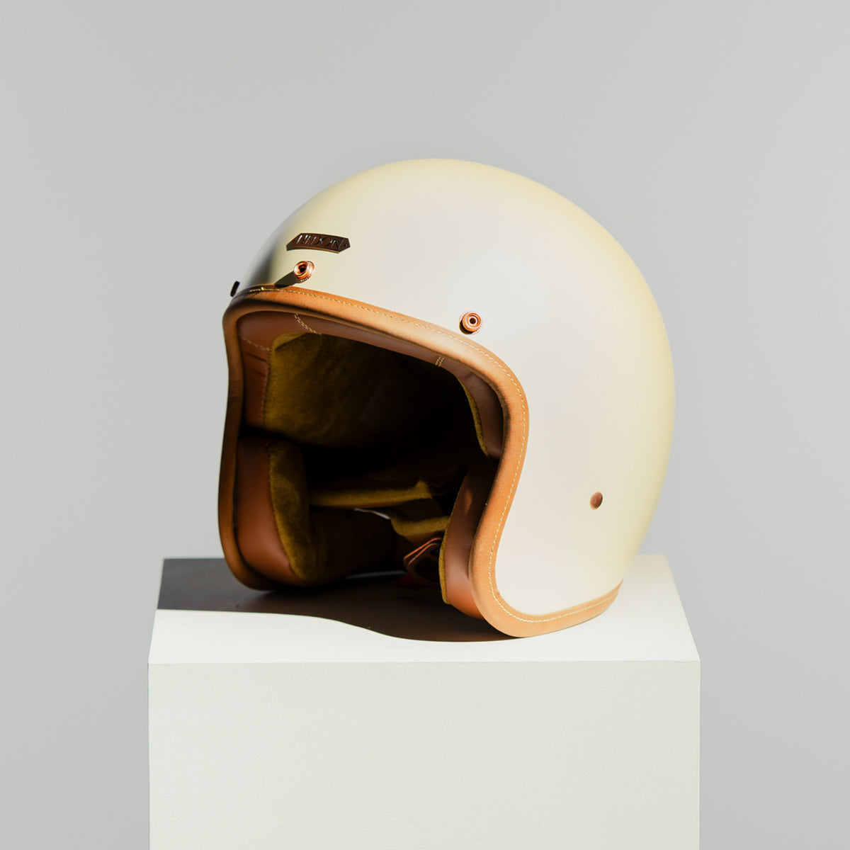 Hedonist Crème Open Face Helmet - Cream & Brown Leather | HEDON